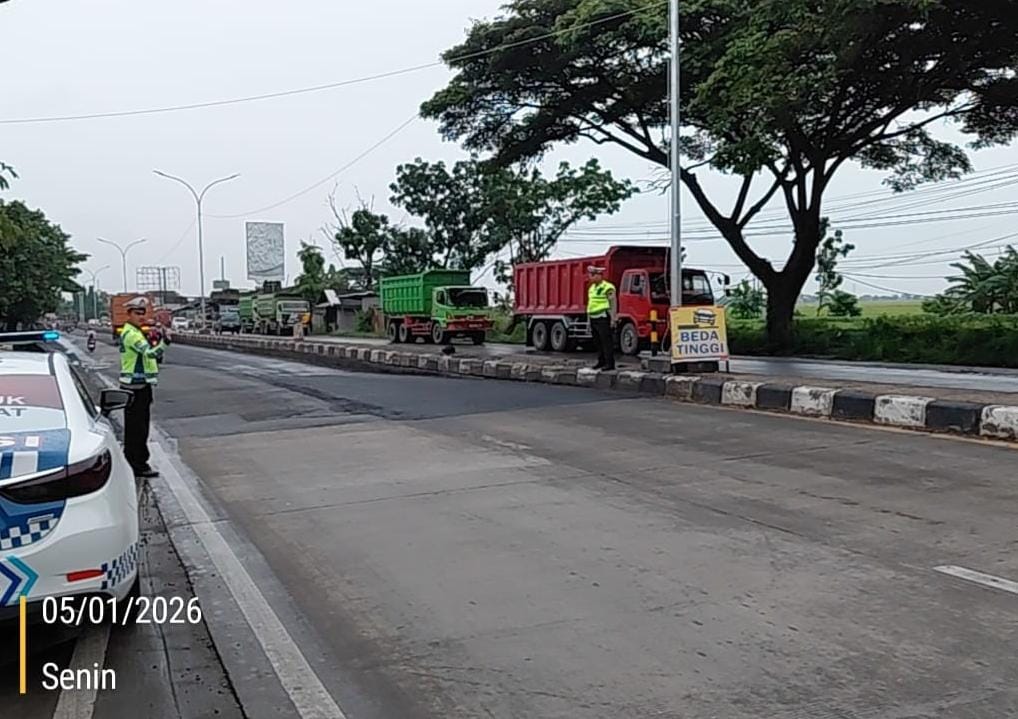 Perbaikan Jalan Trengguli, Kasatlantas Demak Imbau Pengguna Pantura ...
